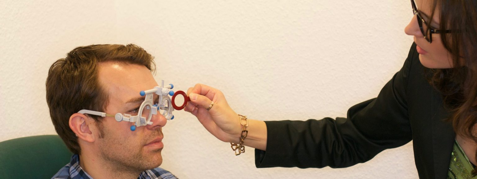 Prismenbrillen - Optik Lachnit Miltenberg - Brillen und Kontaktlinsen ...